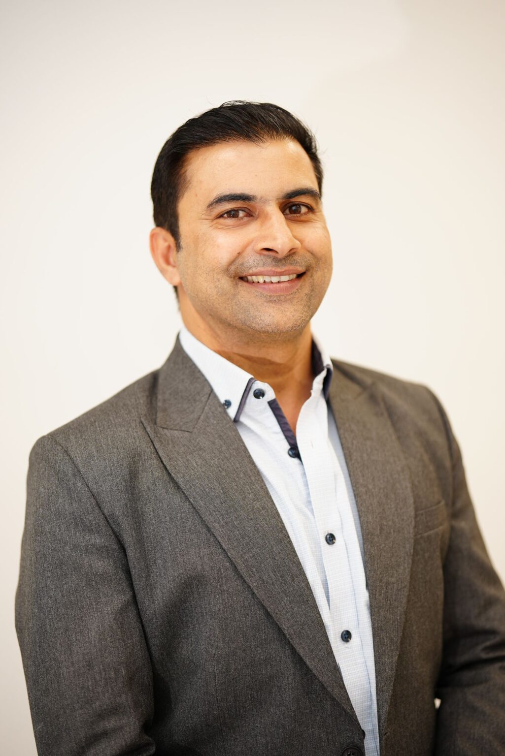 Sandeep Prashar – INDOZ REALTOR